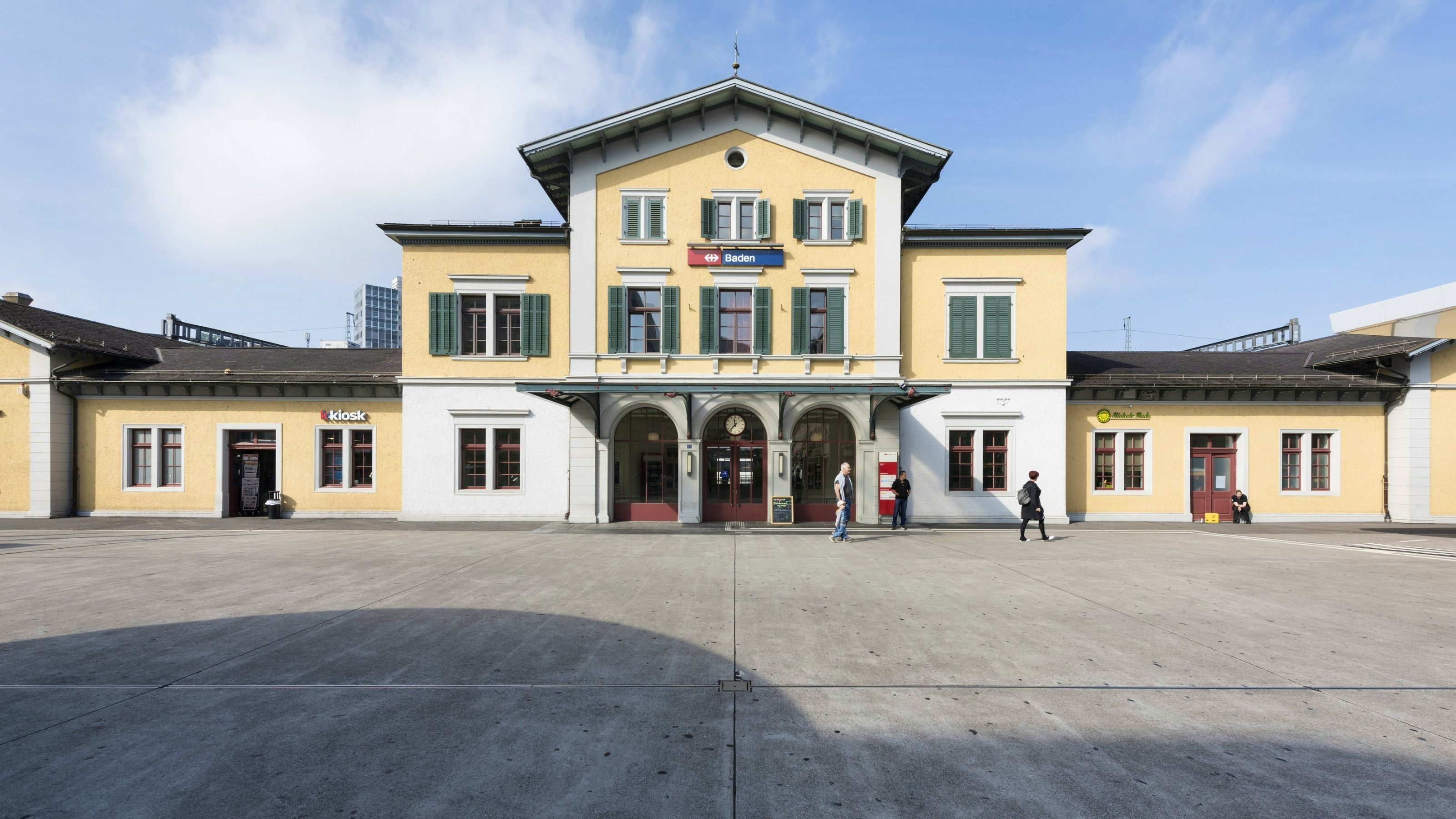 Baden station – shopping and more | SBB