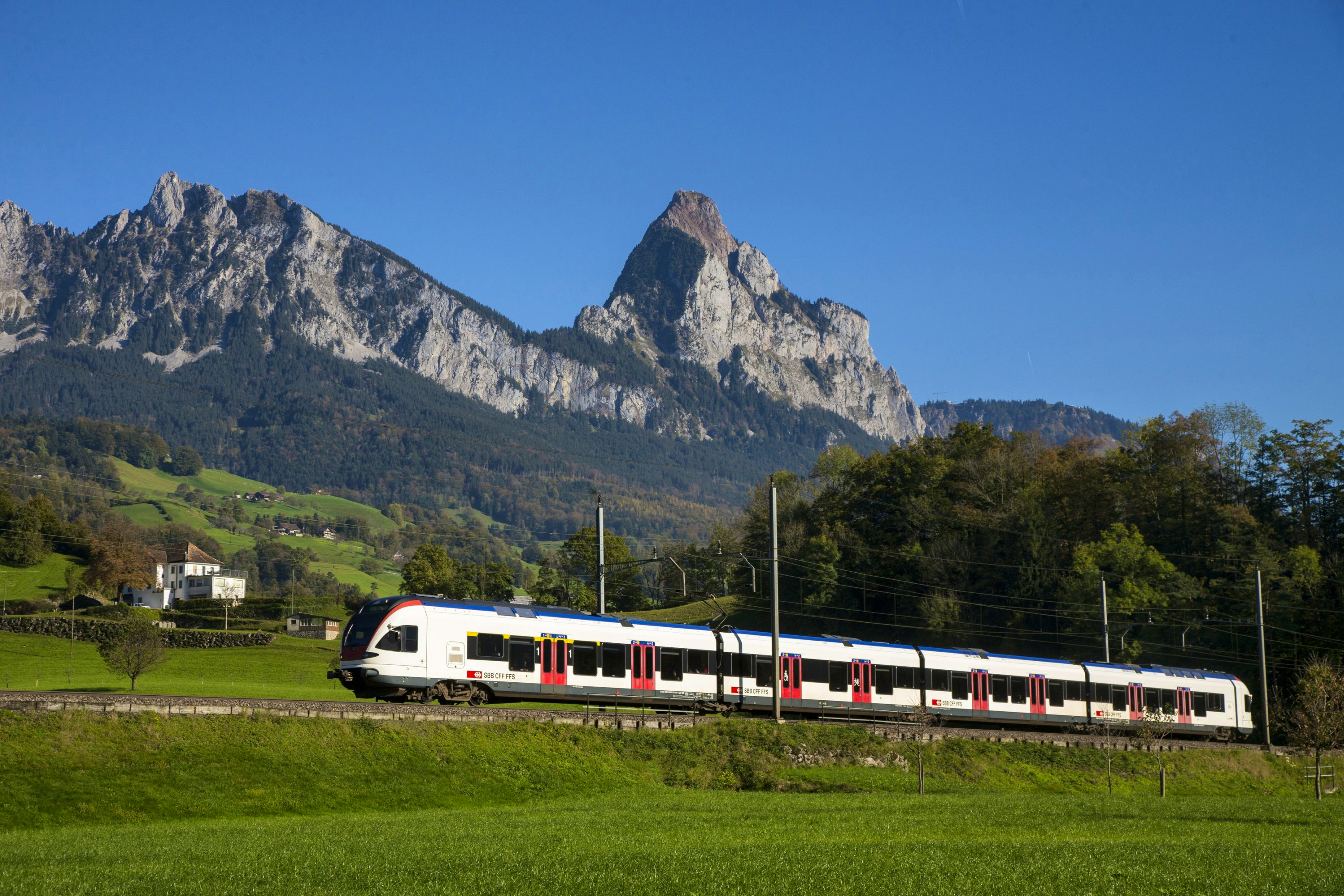 Flirt: the light train connecting regions | SBB