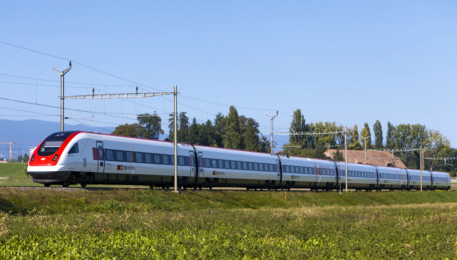 ICN: the InterCity tilting train connects Switzerland’s city centres | SBB